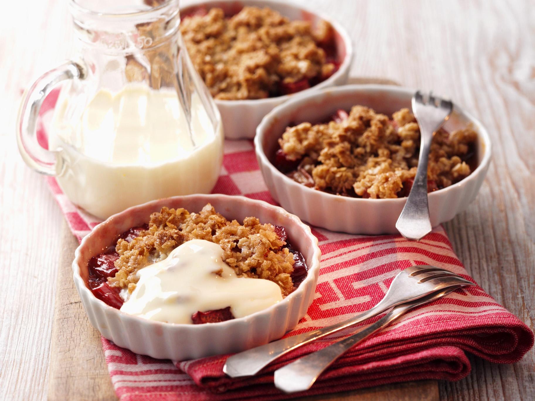 Recepten met rabarber: 9 lekkernijen om vandaag nog klaar te maken