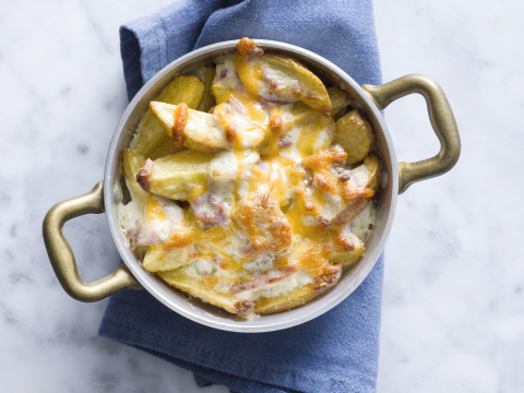 Cheesy potato wedges (2) - Libelle Lekker