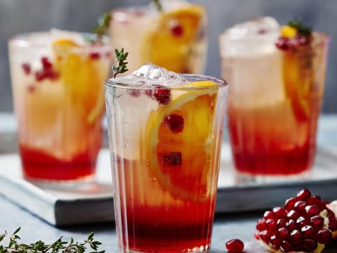 Mocktail à l'orange et à la grenade au thym - Cuisine et Recettes ...
