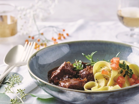 Everzwijnragout op z’n Italiaans met tagliatelle - Libelle Lekker