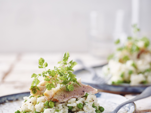Risotto met erwtjes en gerookte forel - Libelle Lekker