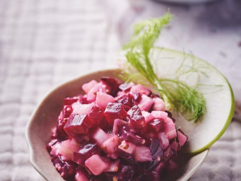 Tartaar van rode biet met venkel, appel en mosterdveganaise - Libelle ...