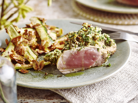 Filet mignon en croûte, frites de courgette - Cuisine et Recettes ...