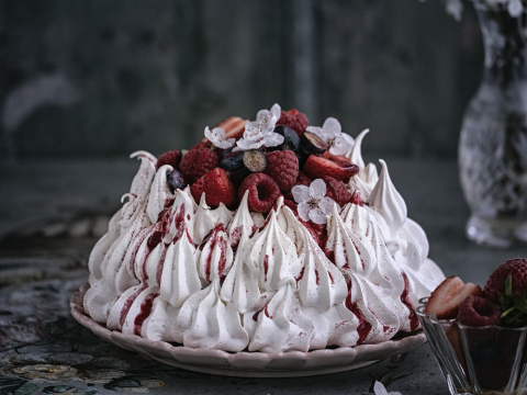Pavlova aux fruits rouges à l’airfryer - Cuisine et Recettes - Recette ...