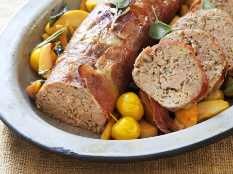 Pain de veau à la pancetta et aux pommes - Cuisine et Recettes ...