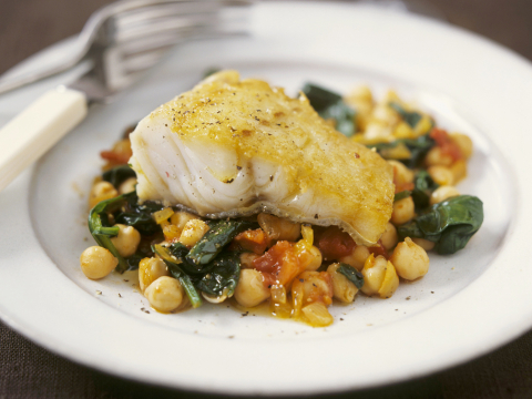 Heek met stoofpotje van kikkererwten - Libelle Lekker