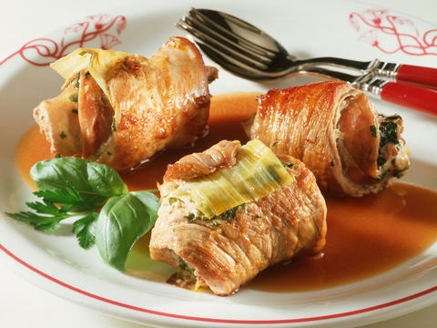 Vleesrolletjes met prei en kruidenkaas - Libelle Lekker