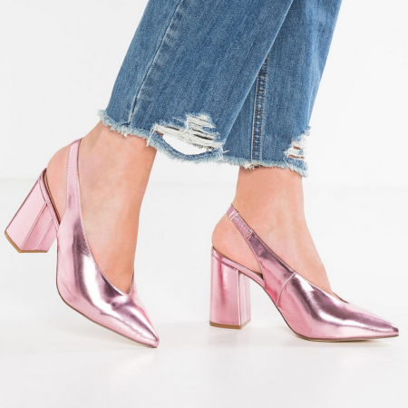 18 paires de talon roses en mode Carrie Bradshaw