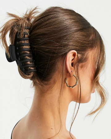 11 pinces à cheveux qui finalisent votre coiffure avec style