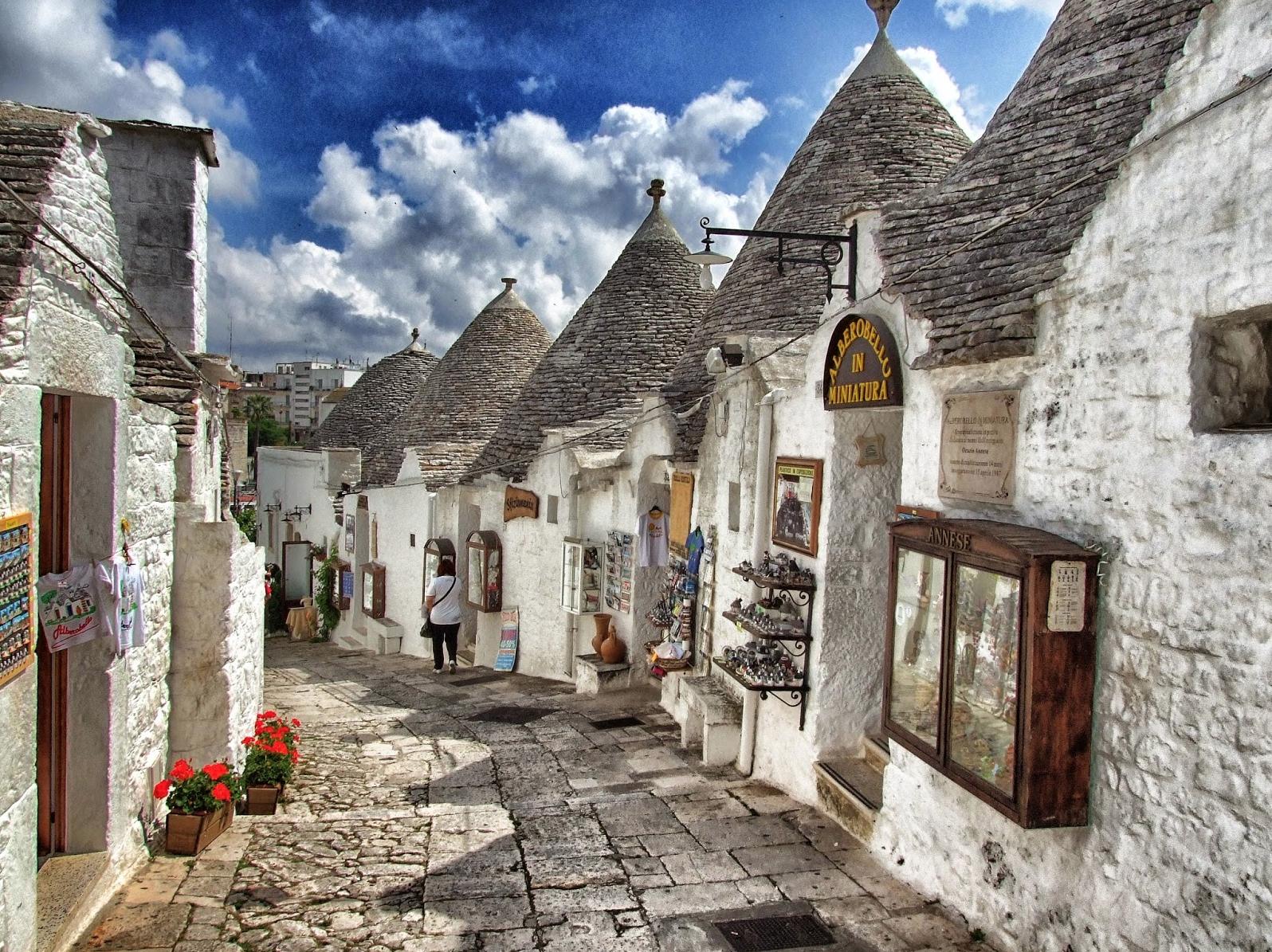 5 X Alberobello
