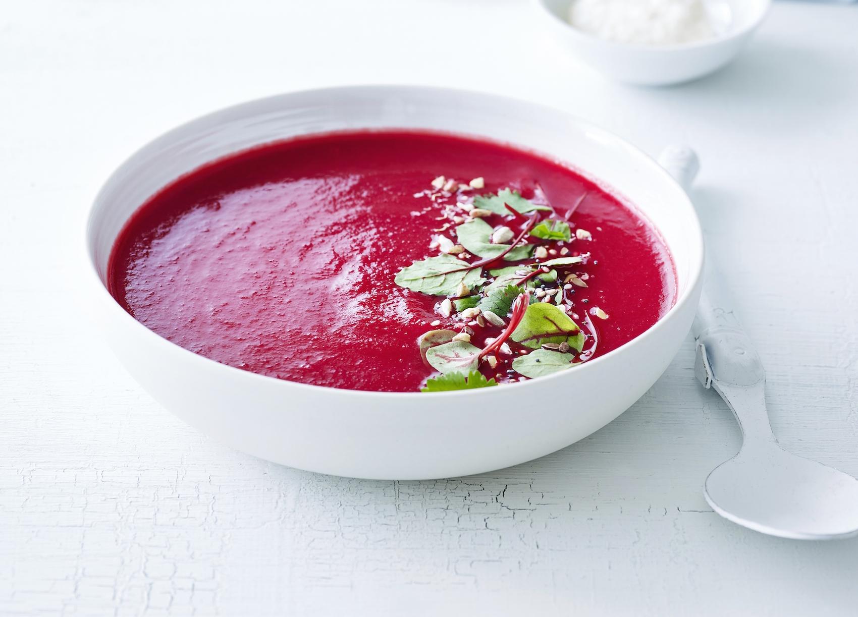 Recette: soupe vitaminée de betteraves et de patates douces - Gael.be