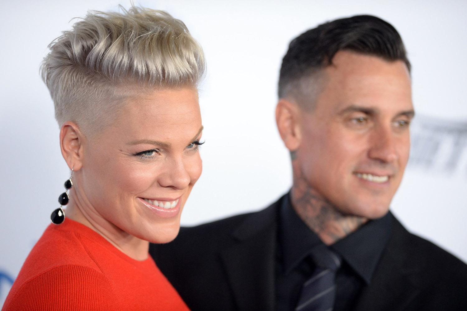 Un an sans relations sexuelles pour la chanteuse Pink et son mari ...