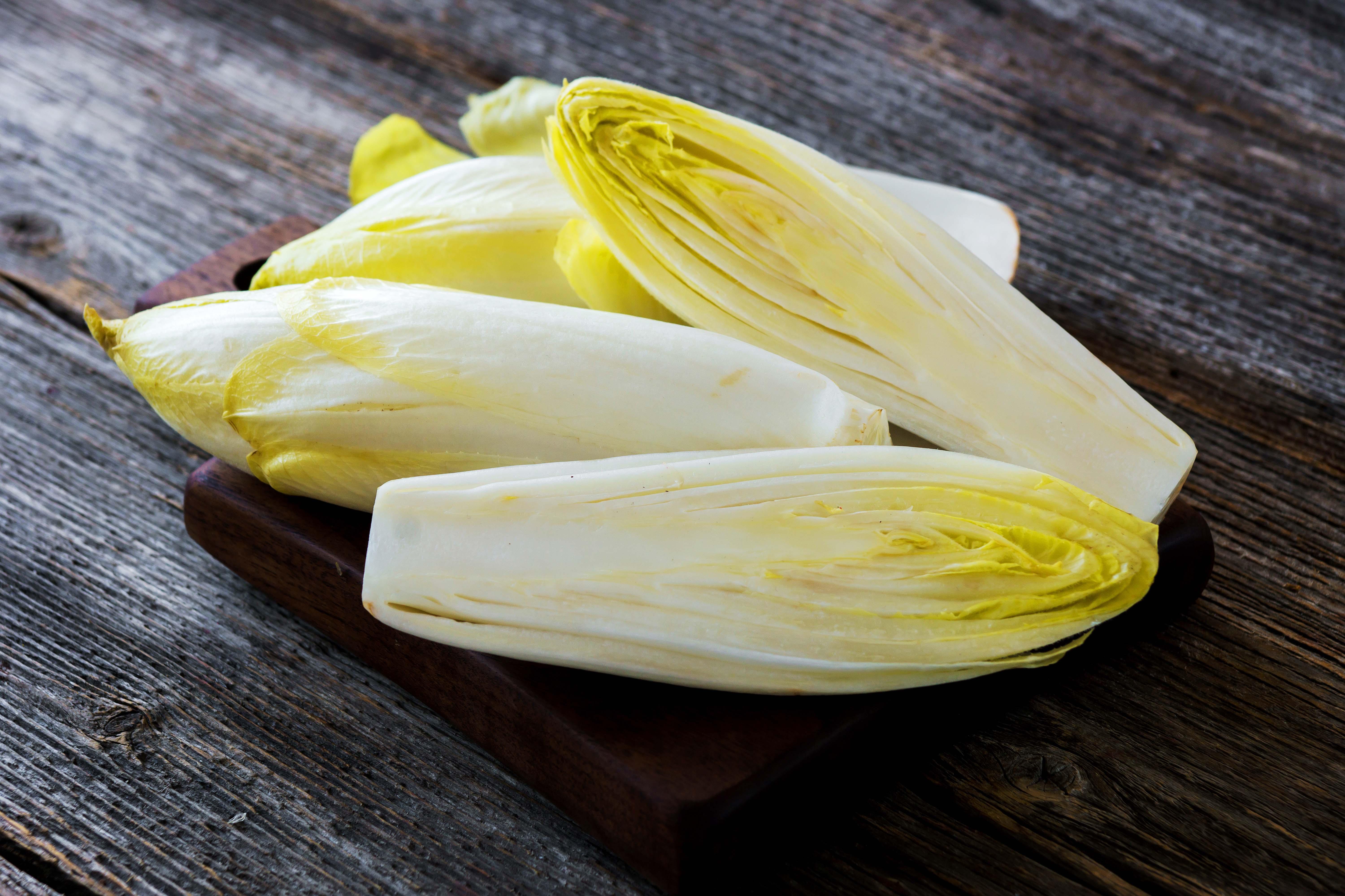 Wat is het verschil tussen grondwitloof en 'gewoon' witloof? - Libelle ...