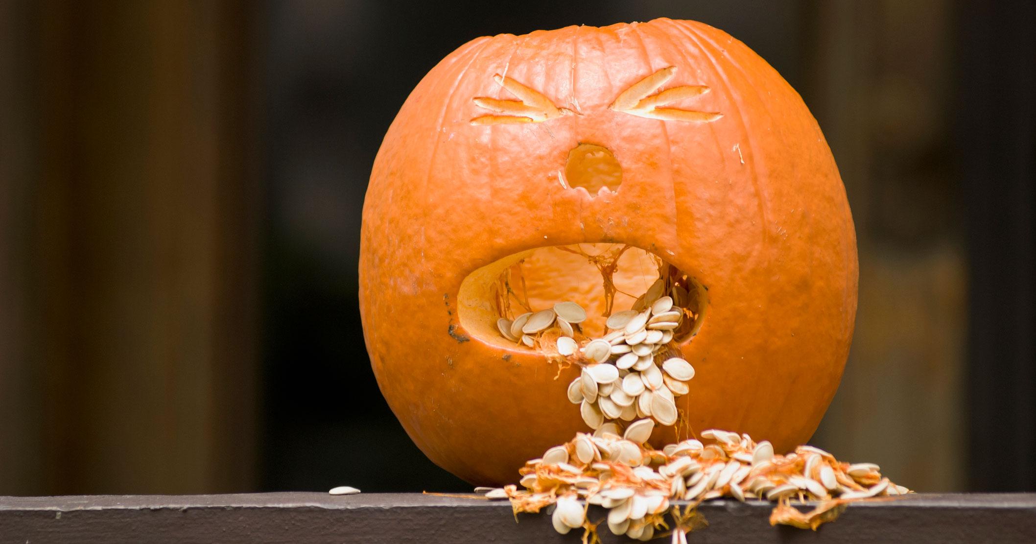 5 verrassende redenen waarom je je soms misselijk voelt