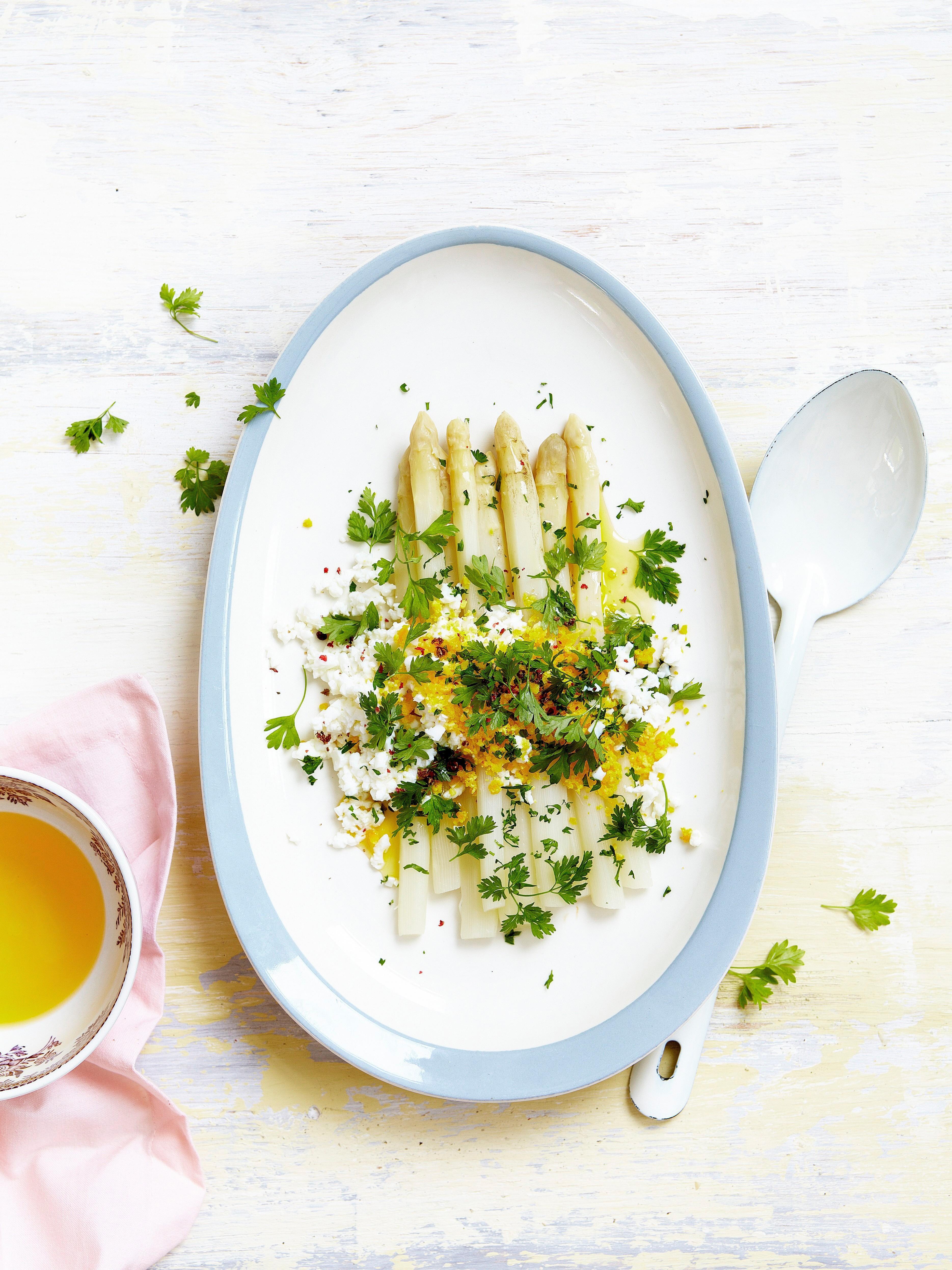 Asperges à la flamande: ons ultieme recept - Libelle Lekker