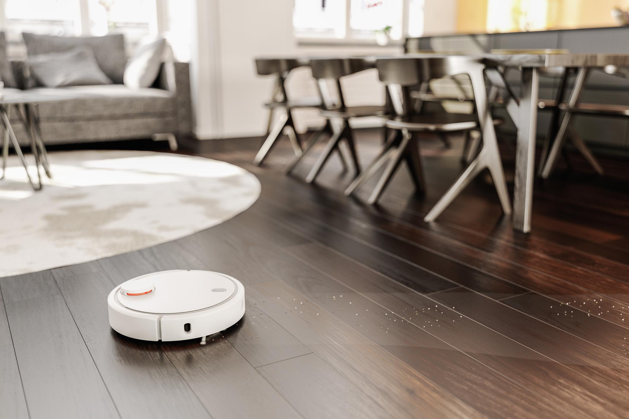 Een robotstofzuiger in huis: alle voordelen op een rijtje - Libelle