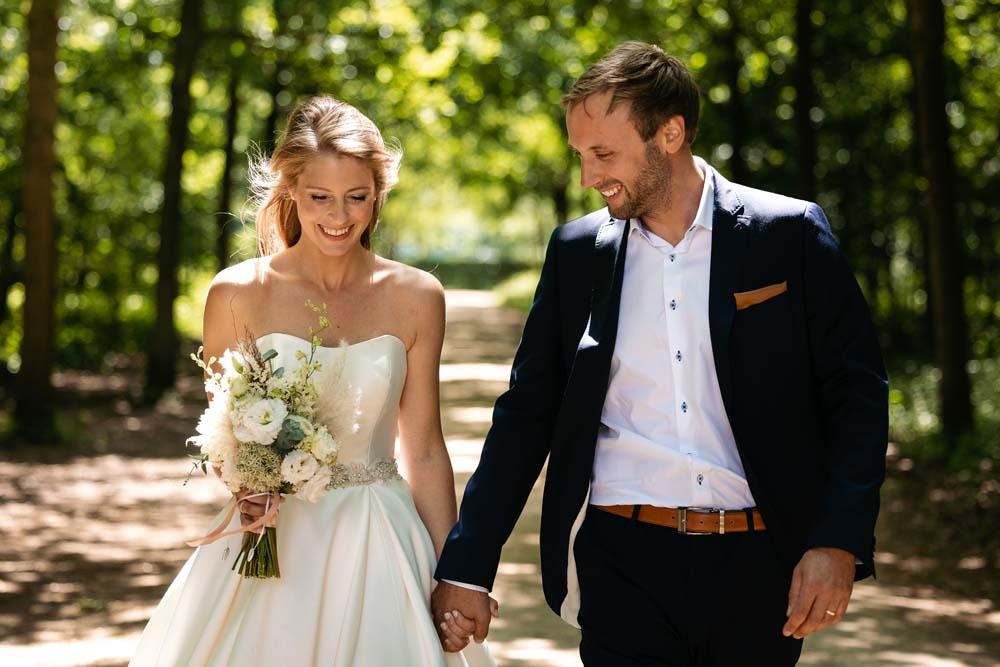 Blind Getrouwd: bekijk hier de trouwfoto's van Florence & Jiri en ...