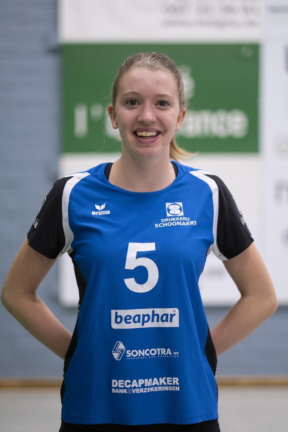 Fien Deryckere hoopt met Beaphar Poperinge A een stap hogerop te zetten ...