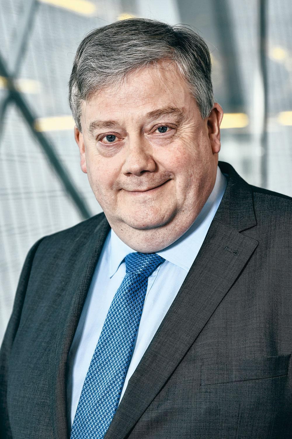 Marc Tarabella suspendu de sa qualité de membre du PS, le temps de la ...