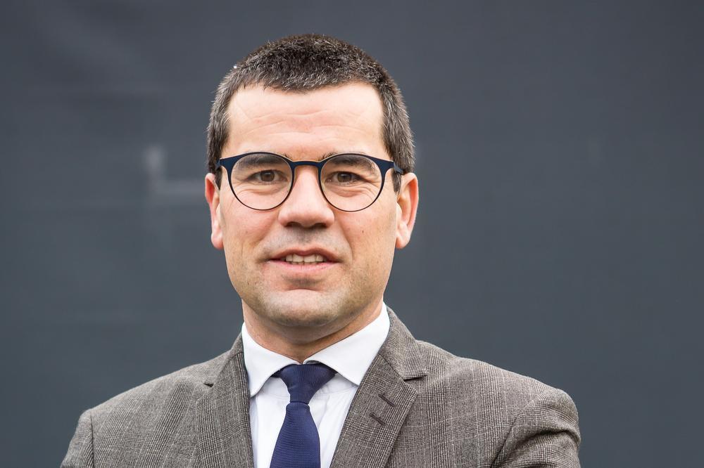 Tweet Sander Loones over 'côte flamande' maakt Open VLD boos - KW.be