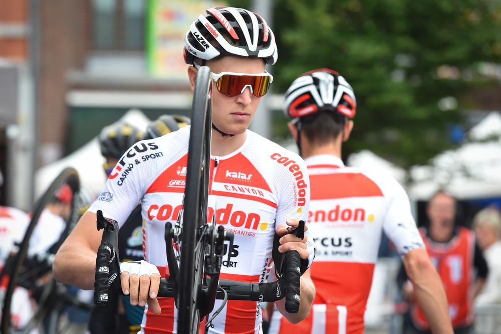 Tim Merlier wint Elfstedenronde, West-Vlamingen stranden naast het ...