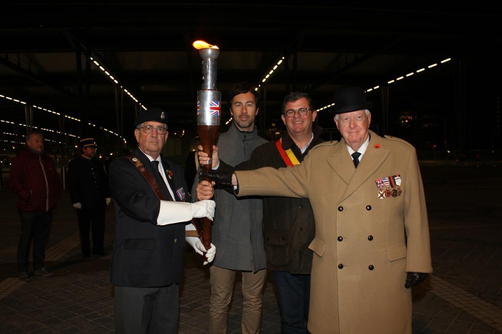 'The British Torch of Remembrance' vrijdagavond aangekomen in Oostende ...