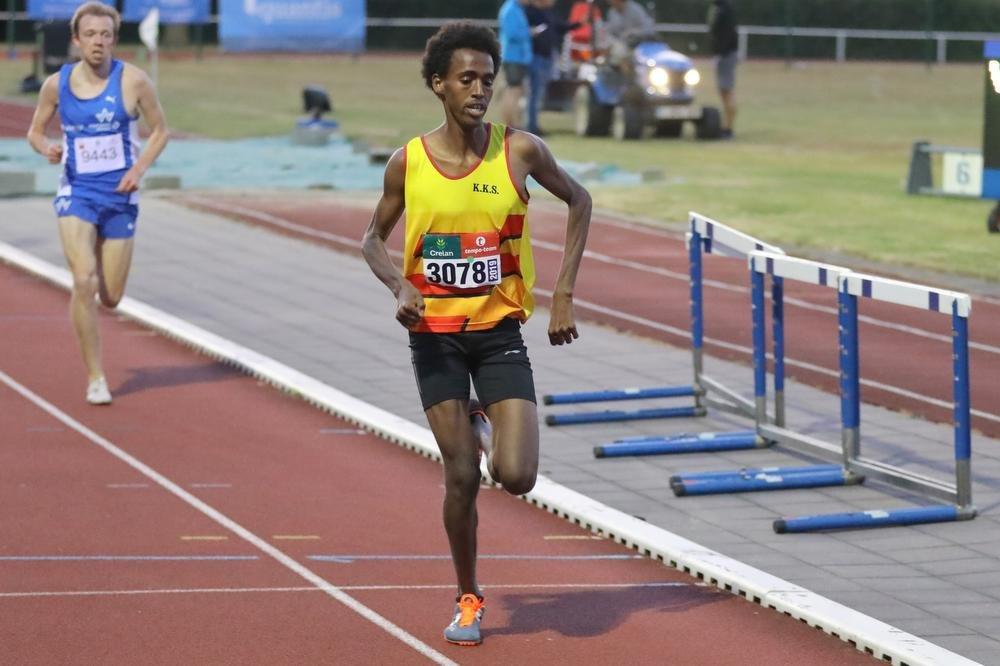Abdullah Dubad kroont zich tot Belgisch kampioen 3000 meter - KW.be