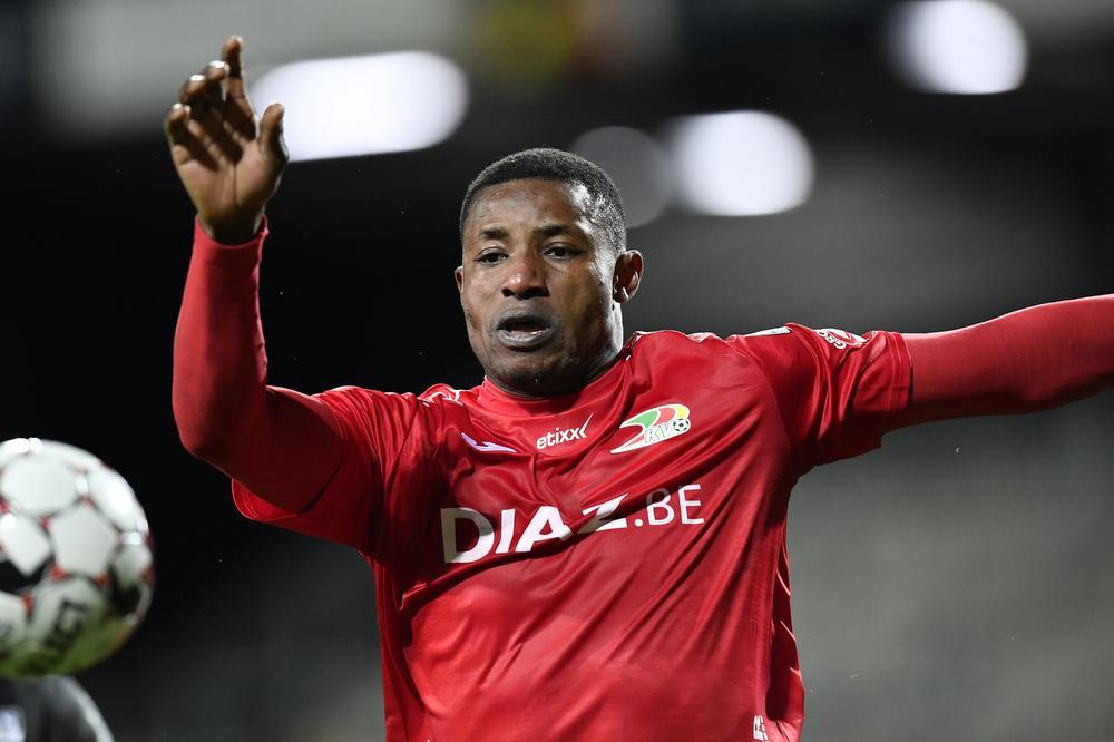 Akpala heeft scheurtje in hamstring - KW.be