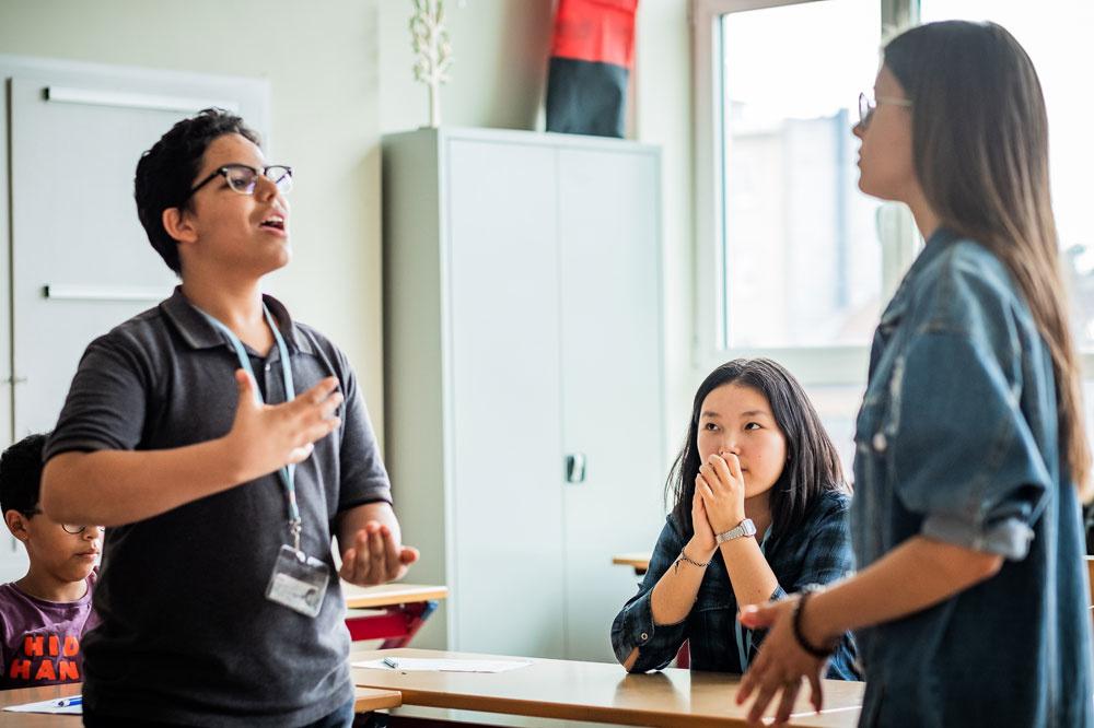 'Waarom leren debatteren jongeren op weg helpt naar een betere toekomst'
