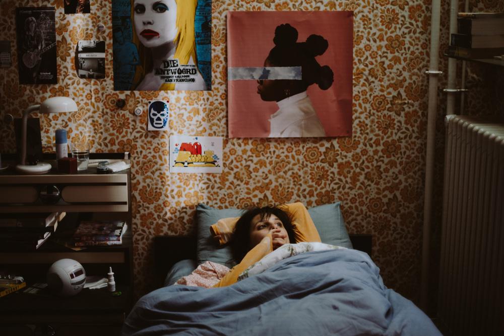 Eva Cools verwerkte een ongeval in haar debuut 'Cleo': 'Vluchtmisdrijf ...