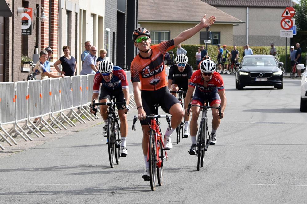 Ruben De Marez wint 24ste wint Grote Prijs Odiel Defraeye - KW.be