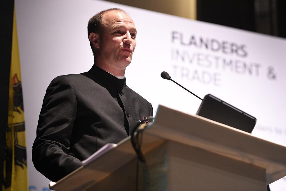 Peter Vyncke verhuist naar Singapore: "Van daaruit zal ik dichter bij ...