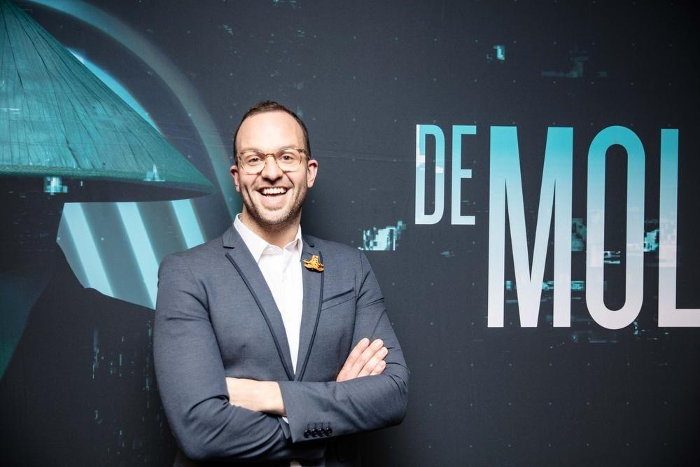 VIDEO - West-Vlaming Bas verliest gracieus in De Mol: "Altijd tot het ...