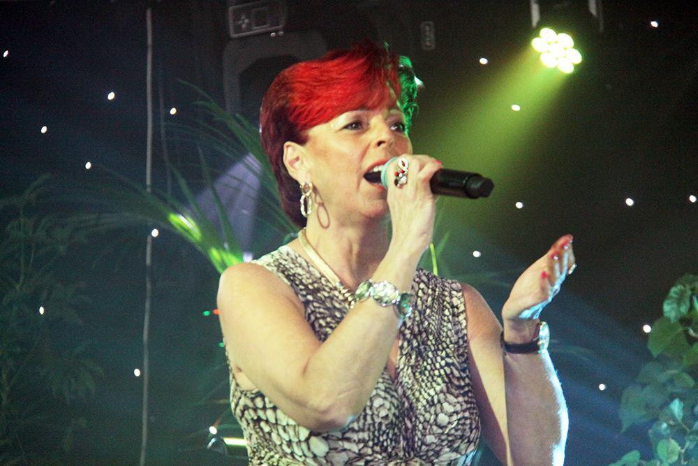 Angelo Martinez kwam, zag én palmde de Middenstand in - KW.be