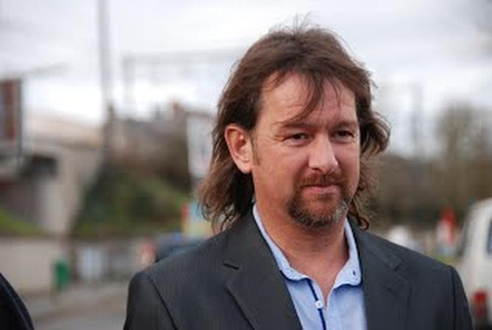 Kobe Sercu stelt zijn debuutalbum voor - KW.be