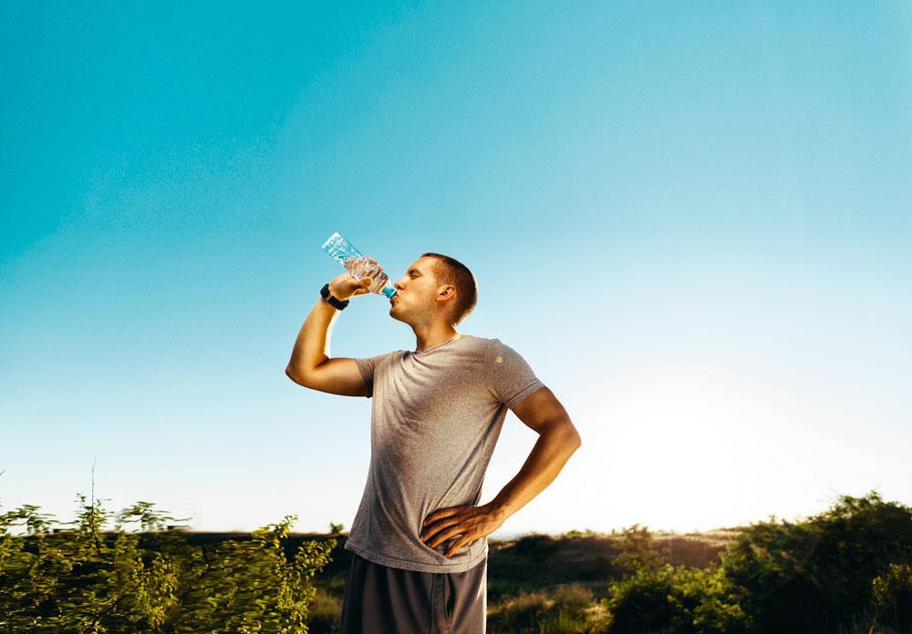 Oververhitting bij het sporten: ook te veel drinken is gevaarlijk