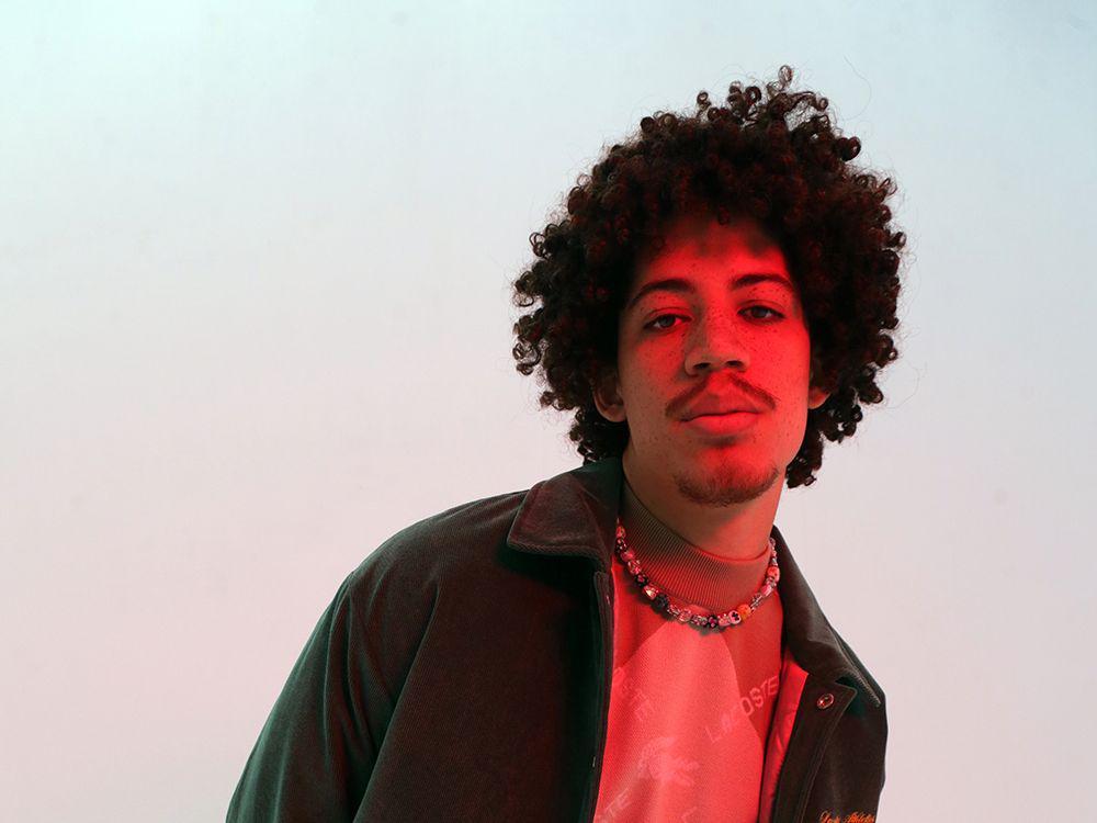 Gloednieuwe artiest Ola lanceert zijn eerste single ‘Long Night’ - KW.be