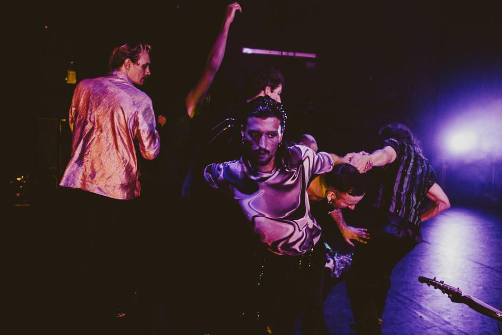 'The Wild Stage': wilde looks, wollige inhoud