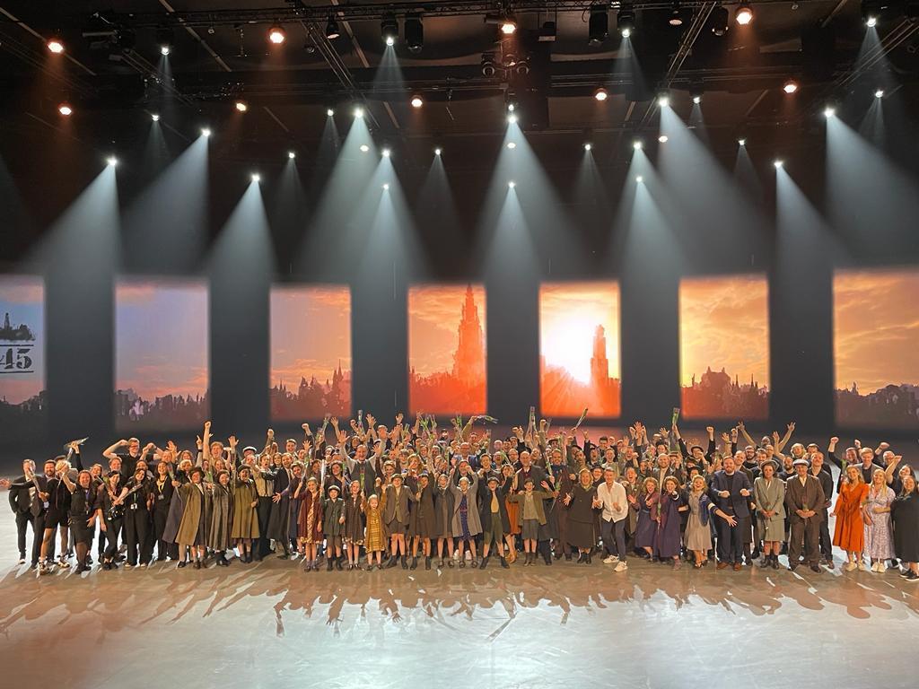 Studio 100 kondigt vanaf 6 augustus verhuis ‘musical 40-45’ aan naar ...