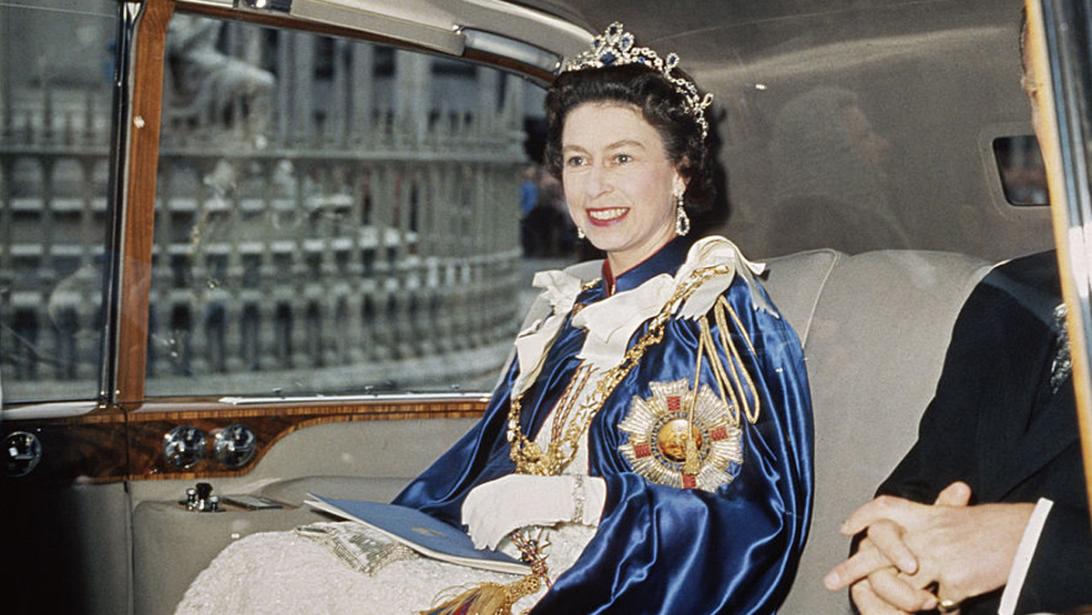 Wat gebeurt er met de schitterende juwelen van Queen Elizabeth II na ...