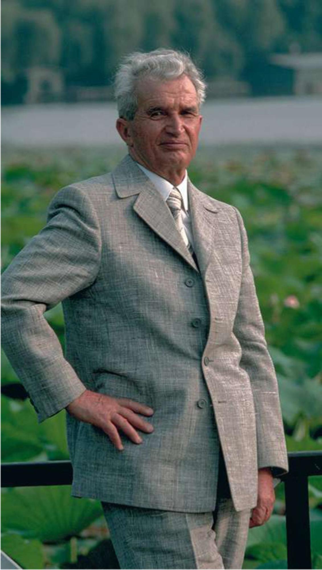 NICOLAE CEAUSESCU 1918 - 1989
