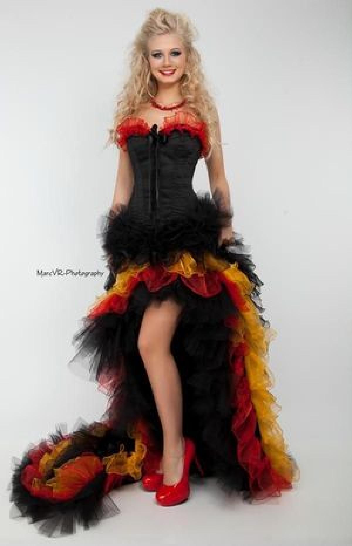 Bo Ackaert uit Brugge vertrekt straks naar Turkije voor Miss Globe ...