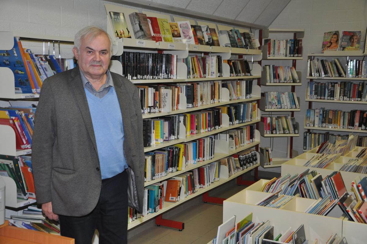 Paul Ver Eecke stopt na 33 jaar als bibliothecaris in Lo - KW.be