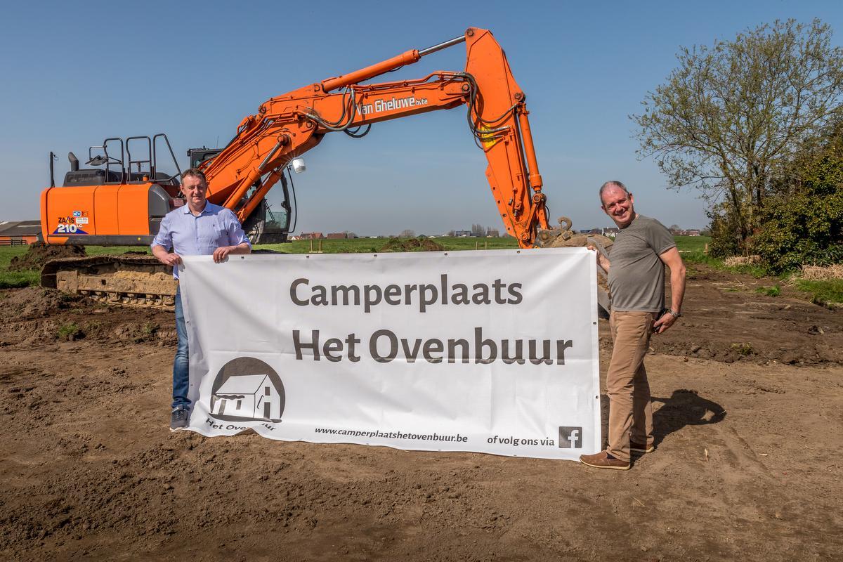 Hein Cannie en Patrick de Poorter openen eerste camperplaats in Tielt ...