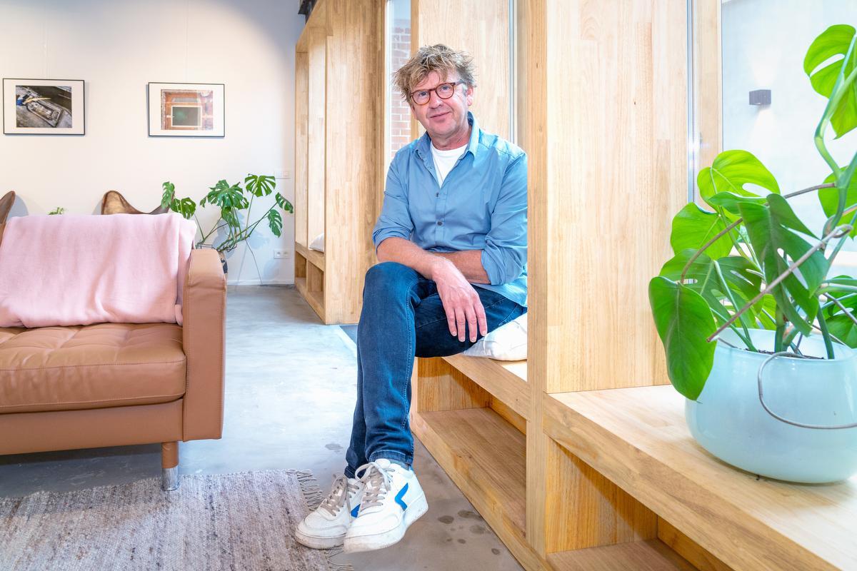 Fotograaf Gerald van Rafelghem opent Studio 73, exporuimte en ...