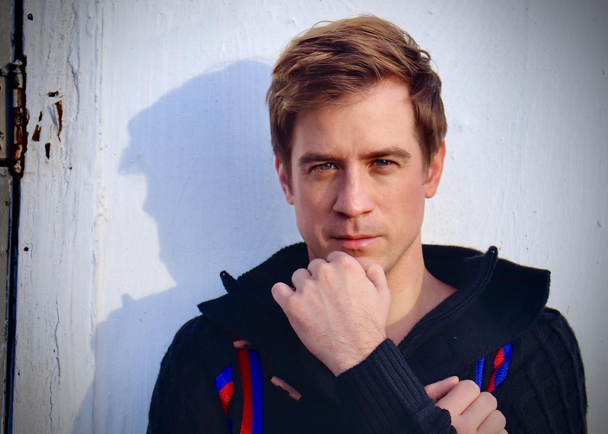 Timo Descamps brengt derde Nederlandstalige single ‘Nu Is Het Aan Mij ...