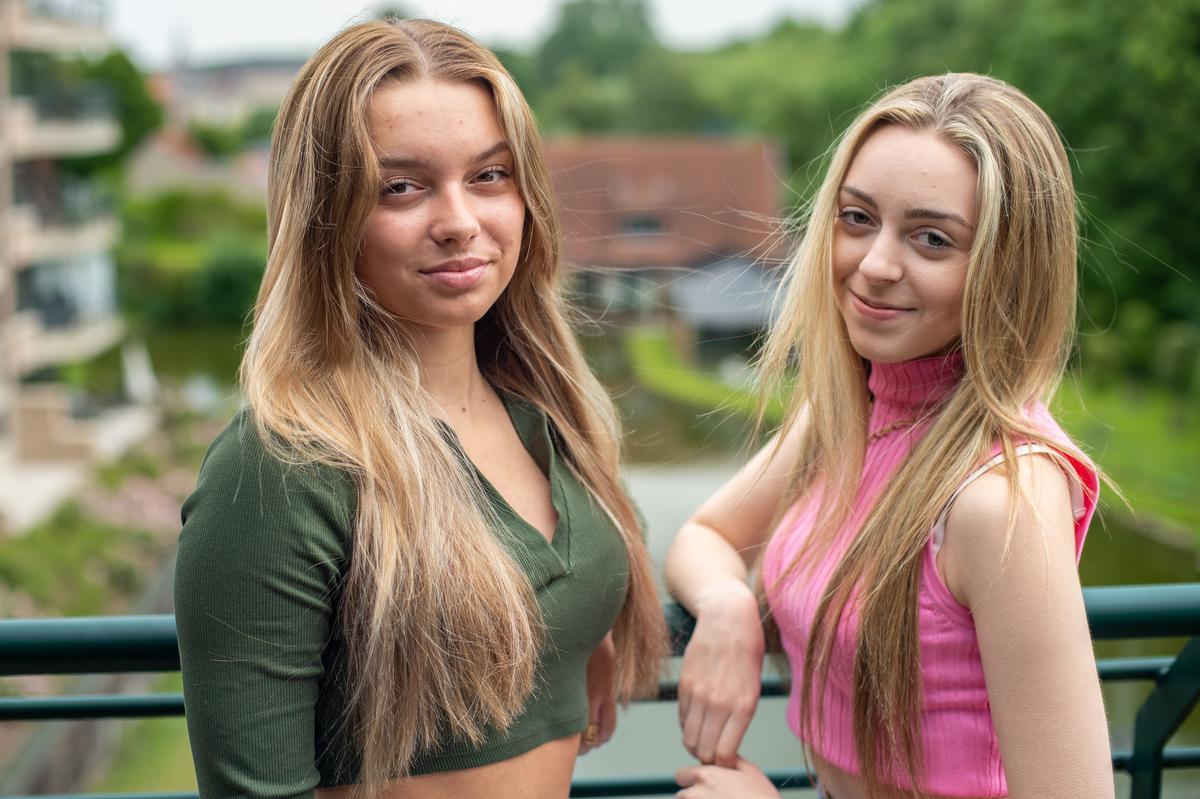 Luna en Hailey (14) zijn Kinderkraks in Izegem - KW.be