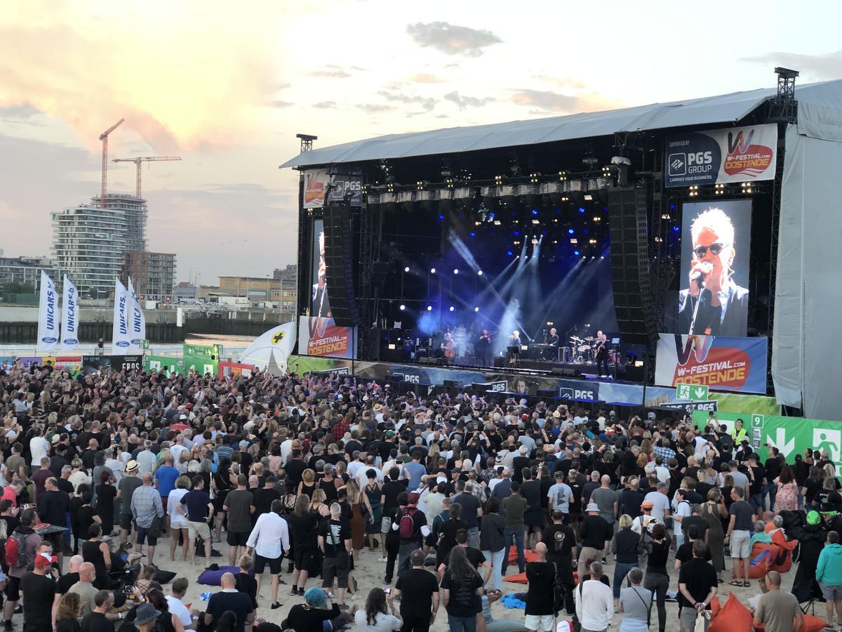 Eerste dag van W-Fest in Oostende is voltreffer voor alle New wave-fans ...