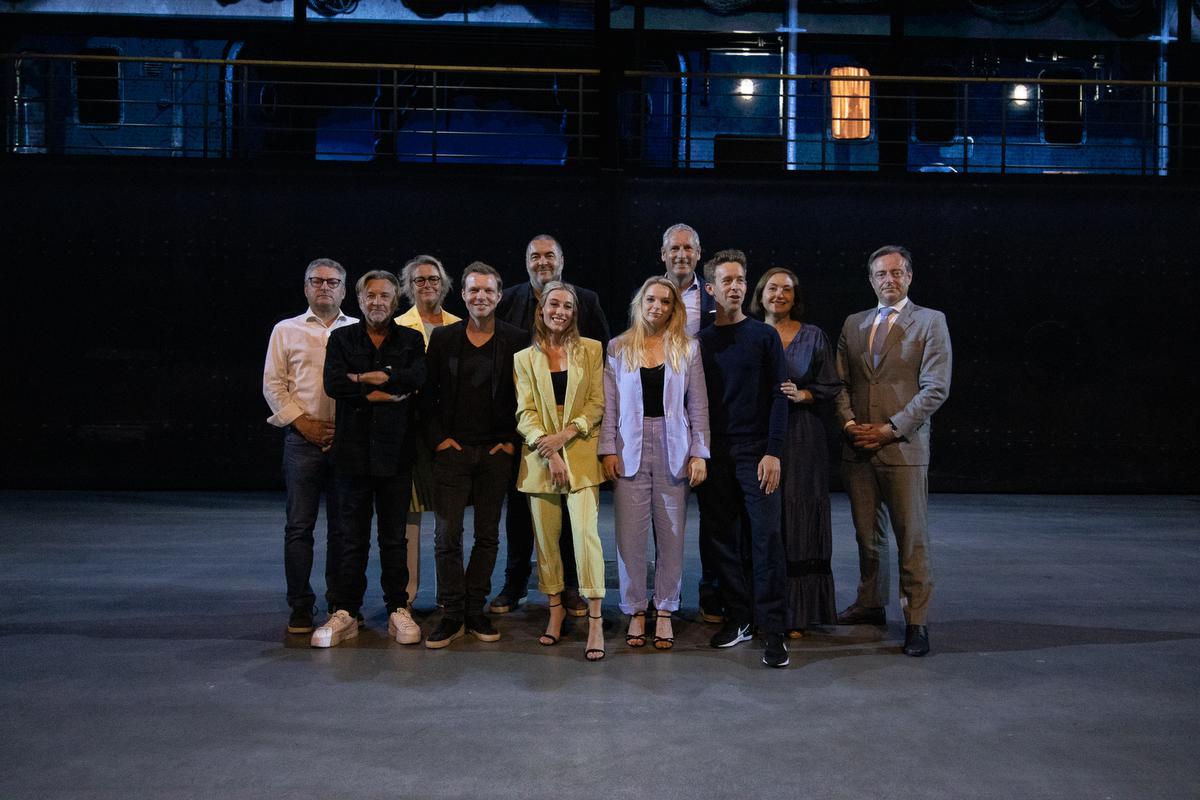 Studio 100 stelt nieuwe spektakel-musical ‘Red Star Line’ voor, met één ...