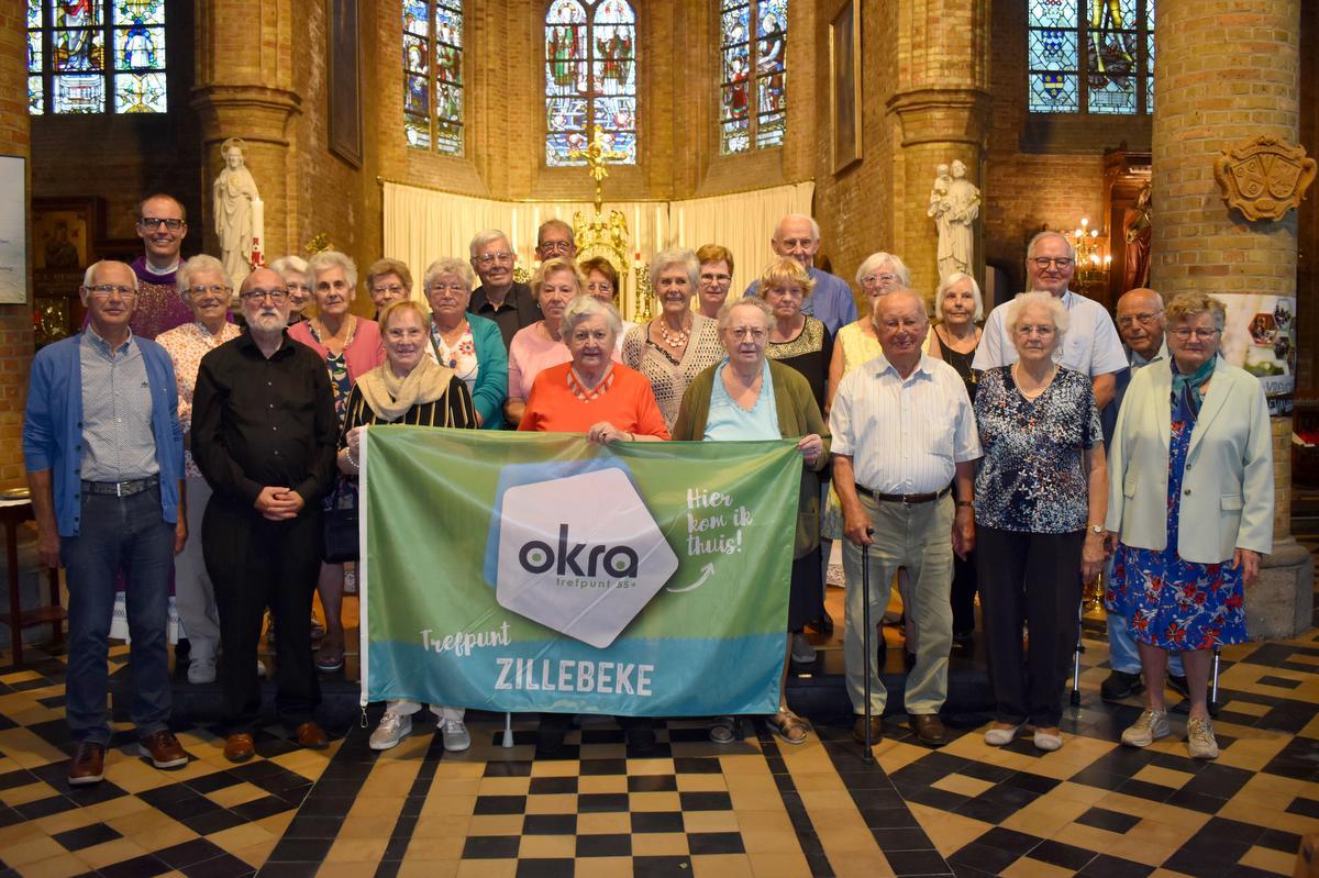 Vlag van Okra Zillebeke stijlvol ingewijd tijdens mis - KW.be